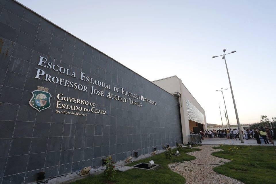 EEEP Prof. José Augusto Torres - Coordenadoria Regional de ...